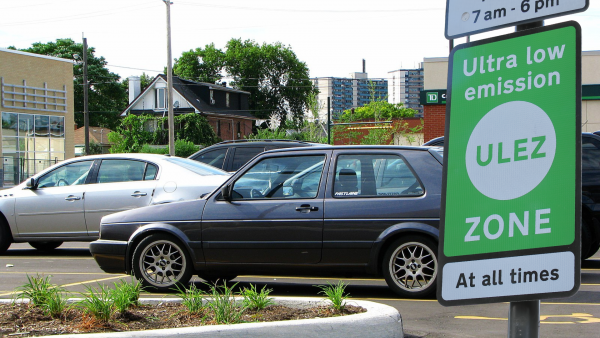 40 and Fabulous: Classic Cars That Could Get You Out of ULEZ